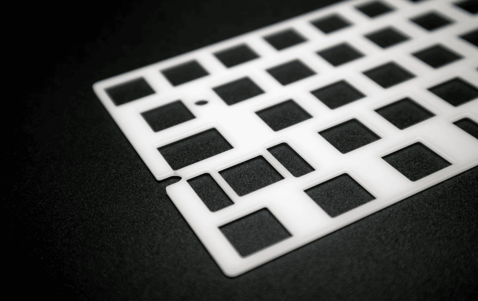 Guide des matériaux pour plaques de claviers mécaniques